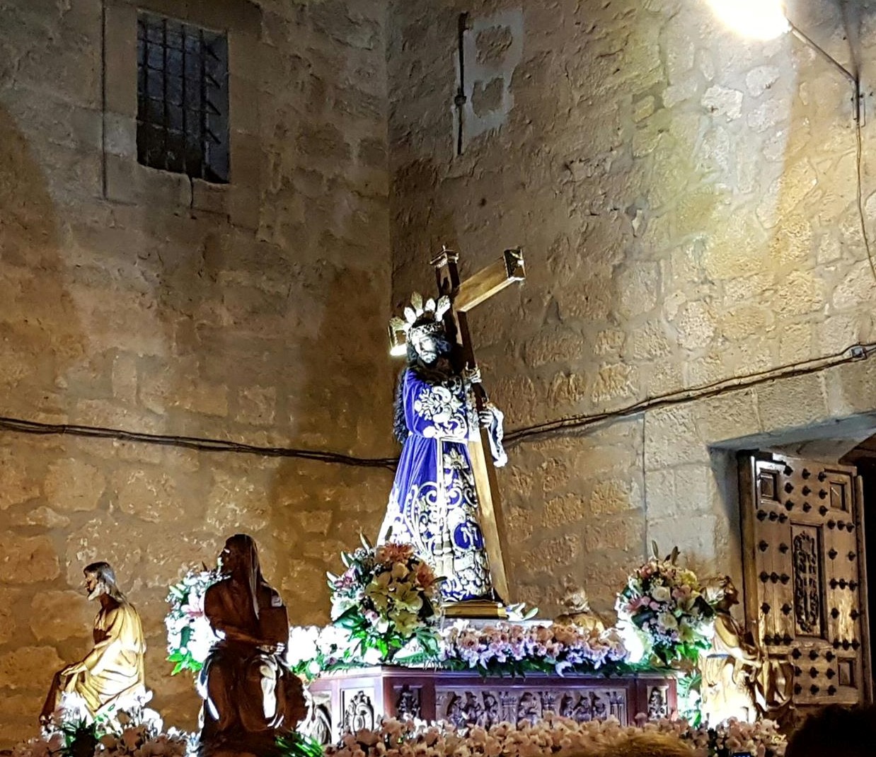 Carroza de Jesús :: HERMANDAD NUESTRO PADRE JESÚS NAZARENO